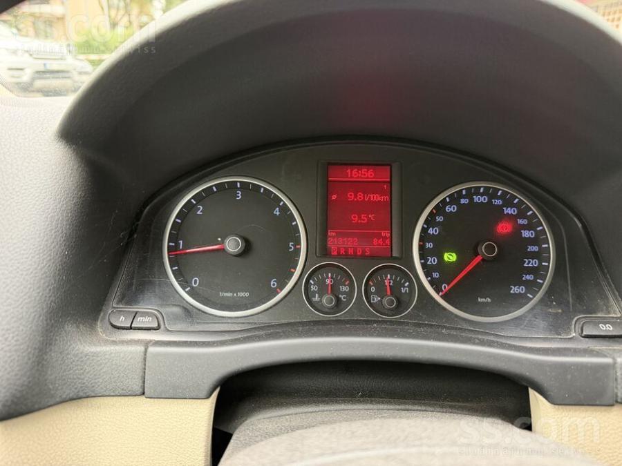 Melns Volkswagen Tiguan 2008 Rīga, ar dzinēja tilpumu 2.00 L un nobraukumu 213 tūkst. km par 4900 €, foto 6 vietnē AUTOMOTO.COM.LV