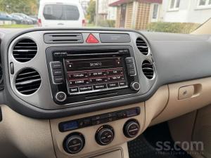 Melns Volkswagen Tiguan 2008 Rīga, ar dzinēja tilpumu 2.00 L un nobraukumu 213 tūkst. km par 4900 €, foto 7 vietnē AUTOMOTO.COM.LV