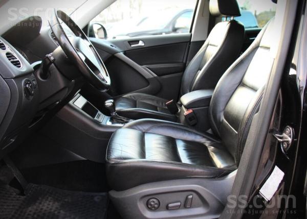 Black Volkswagen Tiguan 2009 in Rezekne, with an engine capacity of 2.00 L and mileage of 215 thousand km for 7495 €, photo 7 on AUTOMOTO.COM.LV
