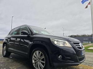 Black Volkswagen Tiguan 2009 in Kaunas, with an engine capacity of 1.97 L and mileage of 230 thousand km for 6150 €, photo 18 on AUTOMOTO.COM.LV