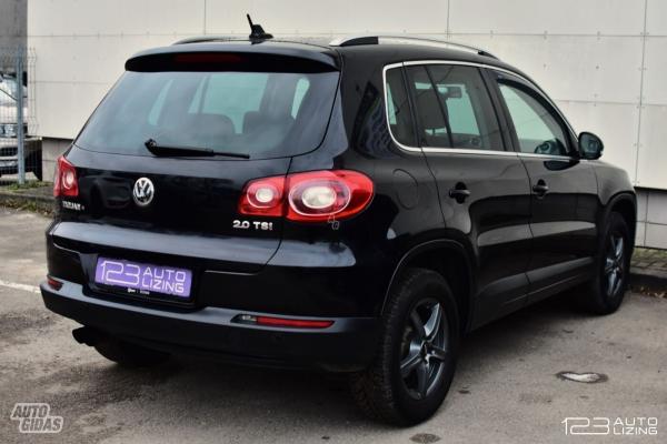 Melns Volkswagen Tiguan 2009 Kretinga, ar dzinēja tilpumu 2.00 L un nobraukumu 183 tūkst. km par 5850 €, foto 10 vietnē AUTOMOTO.COM.LV