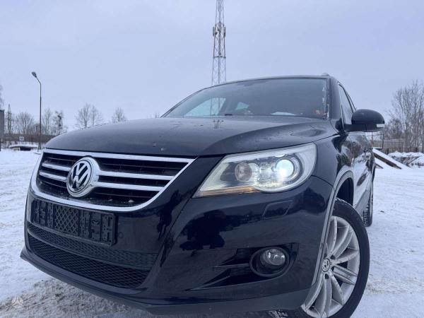 Melns Volkswagen Tiguan 2009 Alīta, ar dzinēja tilpumu 1.39 L un nobraukumu 220 tūkst. km par 4800 €, foto 2 vietnē AUTOMOTO.COM.LV