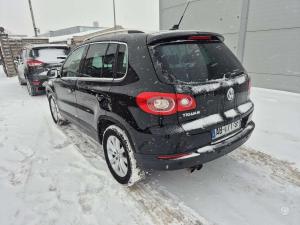 Melns Volkswagen Tiguan 2009 Tauragė, ar dzinēja tilpumu 1.97 L un nobraukumu 242 tūkst. km par 5700 €, foto 5 vietnē AUTOMOTO.COM.LV