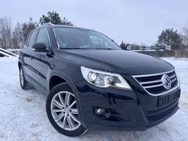 Melns Volkswagen Tiguan 2009 Alīta, ar dzinēja tilpumu 1.39 L un nobraukumu 244 tūkst. km par 4650 €, foto 1 vietnē AUTOMOTO.COM.LV