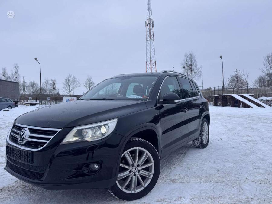 Melns Volkswagen Tiguan 2009 Alīta, ar dzinēja tilpumu 1.39 L un nobraukumu 244 tūkst. km par 4650 €, foto 2 vietnē AUTOMOTO.COM.LV