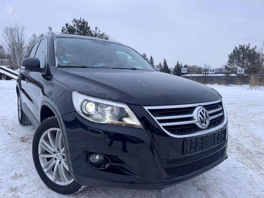 Melns Volkswagen Tiguan 2009 Alīta, ar dzinēja tilpumu 1.39 L un nobraukumu 244 tūkst. km par 4650 €, foto 5 vietnē AUTOMOTO.COM.LV