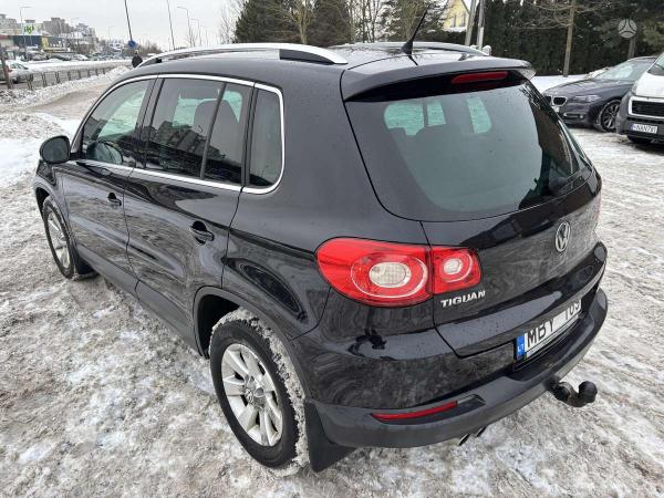 Melns Volkswagen Tiguan 2009 Kauņa, ar dzinēja tilpumu 1.98 L un nobraukumu 225 tūkst. km par 4999 €, foto 5 vietnē AUTOMOTO.COM.LV