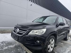 Melns Volkswagen Tiguan 2009 Kauņa, ar dzinēja tilpumu 1.97 L un nobraukumu 295 tūkst. km par 6100 €, foto 2 vietnē AUTOMOTO.COM.LV
