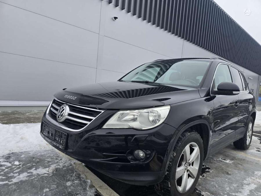 Melns Volkswagen Tiguan 2009 Kauņa, ar dzinēja tilpumu 1.97 L un nobraukumu 295 tūkst. km par 6100 €, foto 2 vietnē AUTOMOTO.COM.LV