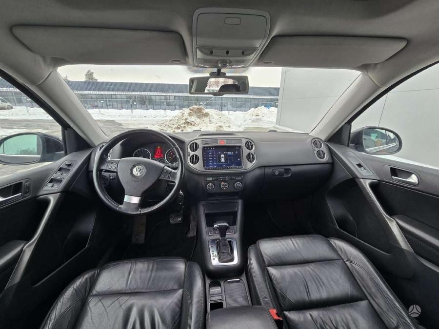 Melns Volkswagen Tiguan 2009 Kauņa, ar dzinēja tilpumu 1.97 L un nobraukumu 295 tūkst. km par 6100 €, foto 13 vietnē AUTOMOTO.COM.LV