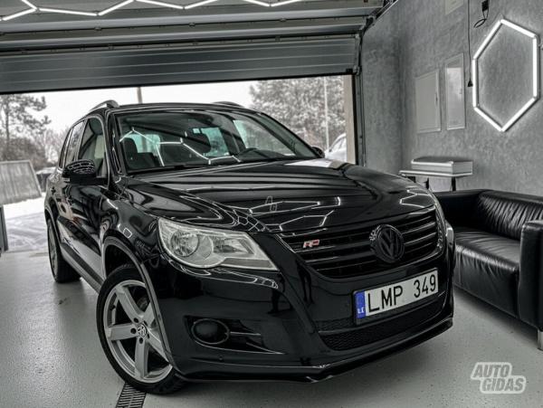 Black Volkswagen Tiguan 2009 in Kaunas, with an engine capacity of 2.00 L and mileage of 311 thousand km for 6650 €, photo 6 on AUTOMOTO.COM.LV
