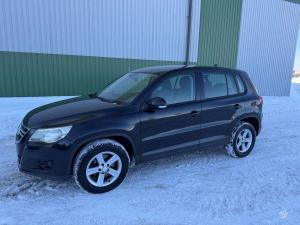 Melns Volkswagen Tiguan 2009 Šauļi, ar dzinēja tilpumu 2.00 L un nobraukumu 325 tūkst. km par 4300 €, foto  vietnē AUTOMOTO.COM.LV