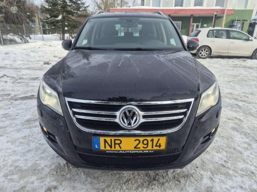 Melns Volkswagen Tiguan 2009 Raseiniai, ar dzinēja tilpumu 1.97 L un nobraukumu 260 tūkst. km par 5450 €, foto 2 vietnē AUTOMOTO.COM.LV