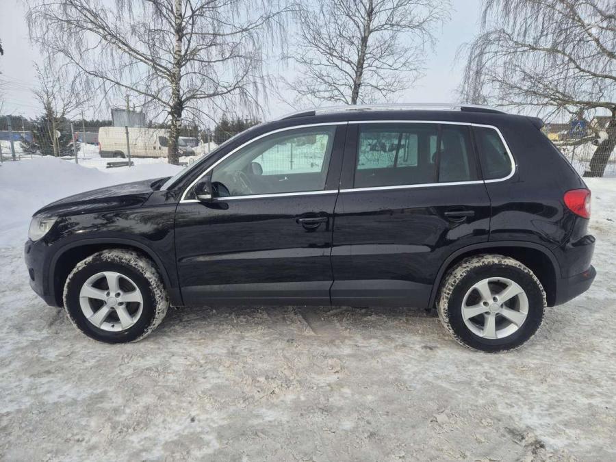 Melns Volkswagen Tiguan 2009 Raseiniai, ar dzinēja tilpumu 1.97 L un nobraukumu 260 tūkst. km par 5450 €, foto 8 vietnē AUTOMOTO.COM.LV