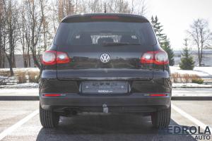 Black Volkswagen Tiguan 2009 in Kaunas, with an engine capacity of 1.40 L and mileage of 145 thousand km for 5700 €, photo 5 on AUTOMOTO.COM.LV