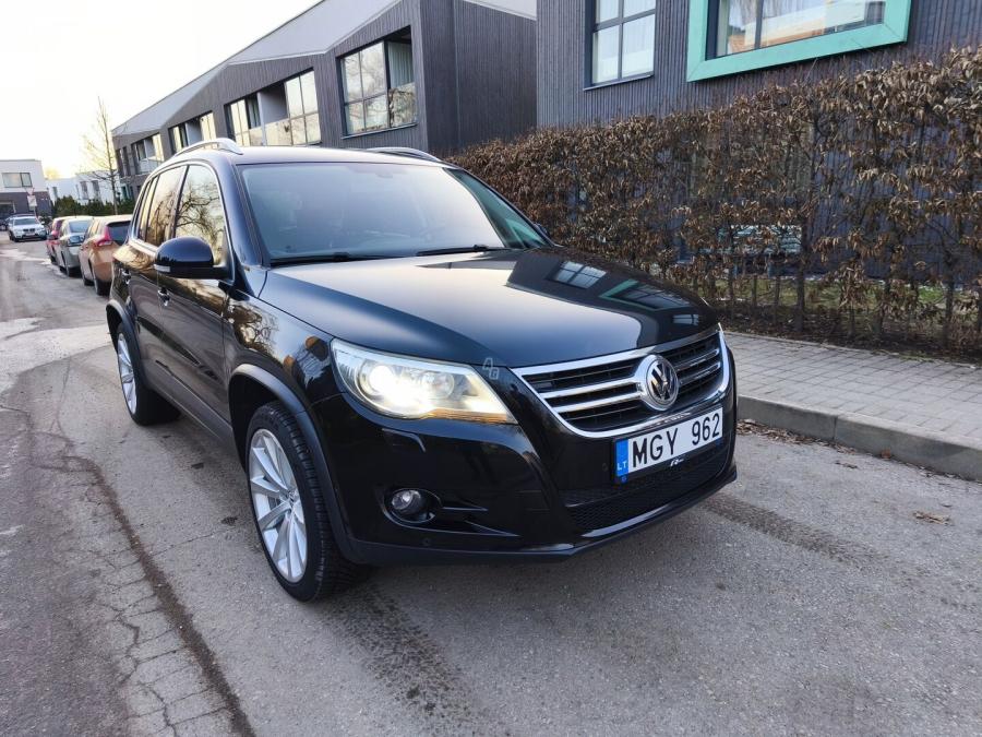 Melns Volkswagen Tiguan 2009 Kauņa, ar dzinēja tilpumu 2.00 L un nobraukumu 185 tūkst. km par 4500 €, foto 9 vietnē AUTOMOTO.COM.LV