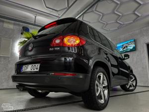 Melns Volkswagen Tiguan 2009 Kauņa, ar dzinēja tilpumu 2.00 L un nobraukumu 261 tūkst. km par 6950 €, foto 20 vietnē AUTOMOTO.COM.LV