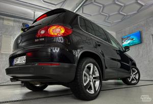 Melns Volkswagen Tiguan 2009 Kauņa, ar dzinēja tilpumu 2.00 L un nobraukumu 261 tūkst. km par 6950 €, foto 19 vietnē AUTOMOTO.COM.LV