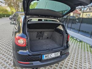 Black Volkswagen Tiguan 2009 in Kaunas, with an engine capacity of 2.00 L and mileage of 256 thousand km for 5700 €, photo 13 on AUTOMOTO.COM.LV