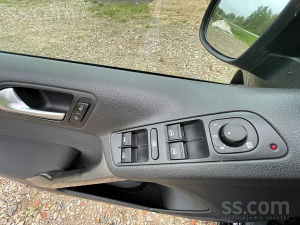 Melns Volkswagen Tiguan 2009 Cēsis, ar dzinēja tilpumu 2.00 L un nobraukumu 0 tūkst. km par 6390 €, foto 6 vietnē AUTOMOTO.COM.LV