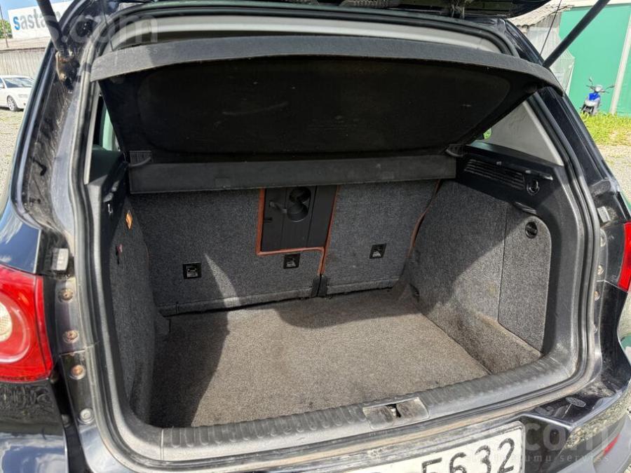 Melns Volkswagen Tiguan 2009 Rīga, ar dzinēja tilpumu 2.00 L un nobraukumu 550 tūkst. km par 2850 €, foto 9 vietnē AUTOMOTO.COM.LV