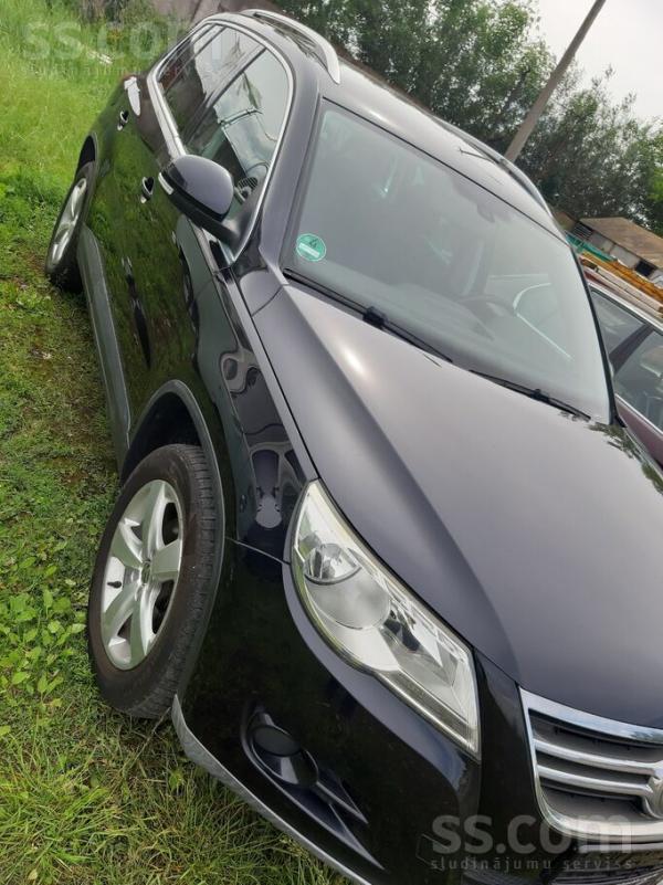 Melns Volkswagen Tiguan 2009 Rīga, ar dzinēja tilpumu 1.40 L un nobraukumu 187 tūkst. km par 5900 €, foto 2 vietnē AUTOMOTO.COM.LV