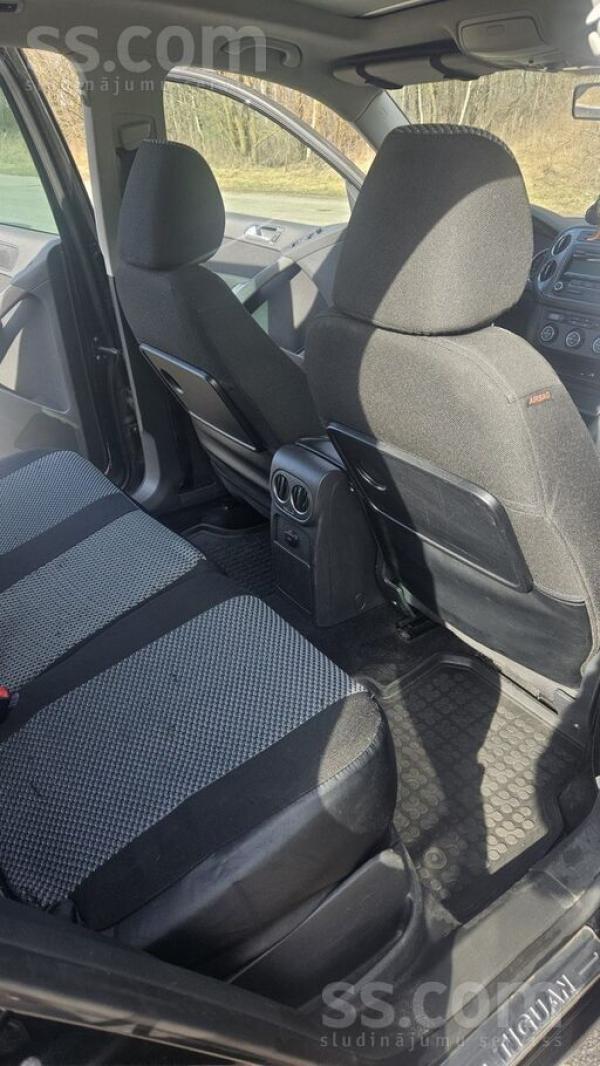 Melns Volkswagen Tiguan 2009 Rīga, ar dzinēja tilpumu 2.00 L un nobraukumu 326 tūkst. km par 5000 €, foto 7 vietnē AUTOMOTO.COM.LV