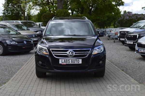 Melns Volkswagen Tiguan 2009 Tukums, ar dzinēja tilpumu 1.40 L un nobraukumu 215 tūkst. km par 6795 €, foto 2 vietnē AUTOMOTO.COM.LV