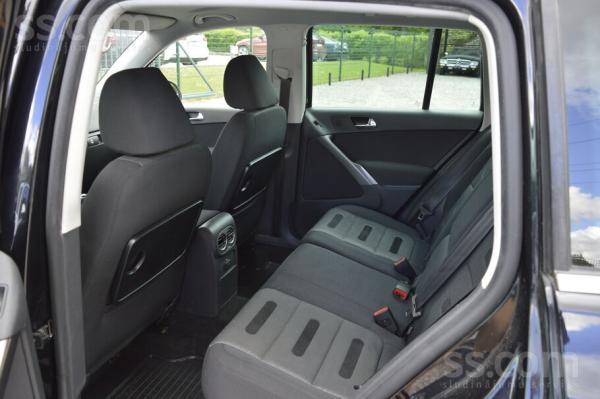 Melns Volkswagen Tiguan 2009 Tukums, ar dzinēja tilpumu 1.40 L un nobraukumu 215 tūkst. km par 6795 €, foto 9 vietnē AUTOMOTO.COM.LV