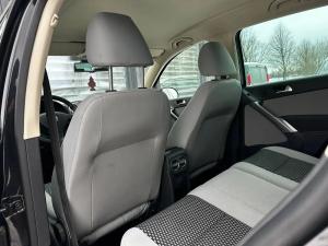 Black Volkswagen Tiguan 2009 in Jelgava, with an engine capacity of 1.40 L and mileage of 175 thousand km for 6690 €, photo 14 on AUTOMOTO.COM.LV