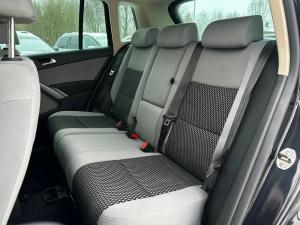 Black Volkswagen Tiguan 2009 in Jelgava, with an engine capacity of 1.40 L and mileage of 175 thousand km for 6690 €, photo 15 on AUTOMOTO.COM.LV