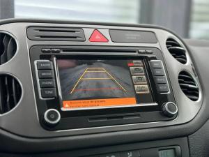 Black Volkswagen Tiguan 2009 in Jelgava, with an engine capacity of 1.40 L and mileage of 175 thousand km for 6690 €, photo 21 on AUTOMOTO.COM.LV