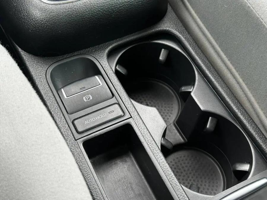 Black Volkswagen Tiguan 2009 in Jelgava, with an engine capacity of 1.40 L and mileage of 175 thousand km for 6690 €, photo 24 on AUTOMOTO.COM.LV