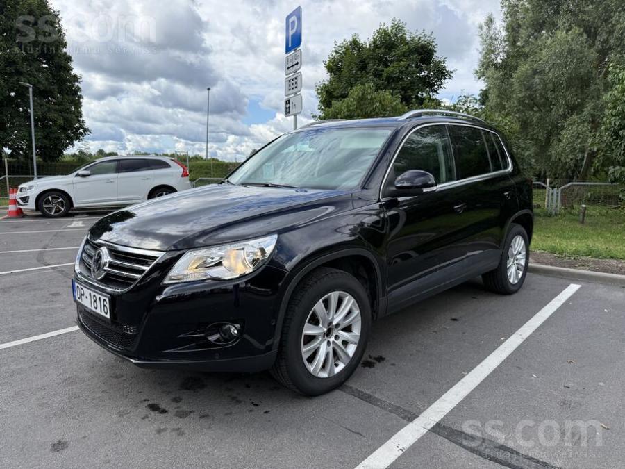 Melns Volkswagen Tiguan 2009 Rīga, ar dzinēja tilpumu 2.00 L un nobraukumu 239 tūkst. km par 6000 €, foto 4 vietnē AUTOMOTO.COM.LV