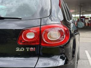 Melns Volkswagen Tiguan 2009 Rīga, ar dzinēja tilpumu 2.00 L un nobraukumu 239 tūkst. km par 6000 €, foto 12 vietnē AUTOMOTO.COM.LV
