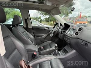 Melns Volkswagen Tiguan 2009 Rīga, ar dzinēja tilpumu 2.00 L un nobraukumu 239 tūkst. km par 6000 €, foto 17 vietnē AUTOMOTO.COM.LV