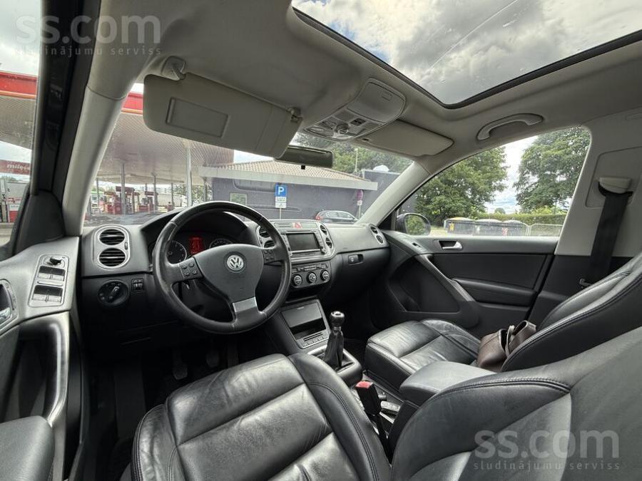 Melns Volkswagen Tiguan 2009 Rīga, ar dzinēja tilpumu 2.00 L un nobraukumu 239 tūkst. km par 6000 €, foto 19 vietnē AUTOMOTO.COM.LV