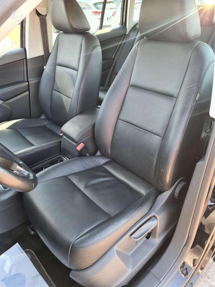 Melns Volkswagen Tiguan 2009 Kauņa, ar dzinēja tilpumu 2.00 L un nobraukumu 258 tūkst. km par 6200 €, foto 20 vietnē AUTOMOTO.COM.LV