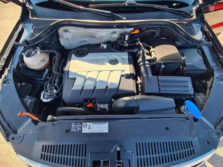 Melns Volkswagen Tiguan 2009 Kauņa, ar dzinēja tilpumu 2.00 L un nobraukumu 258 tūkst. km par 6200 €, foto 30 vietnē AUTOMOTO.COM.LV