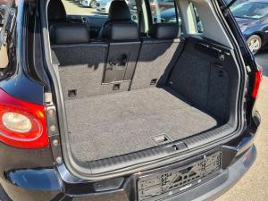 Melns Volkswagen Tiguan 2009 Kauņa, ar dzinēja tilpumu 2.00 L un nobraukumu 258 tūkst. km par 6200 €, foto 31 vietnē AUTOMOTO.COM.LV