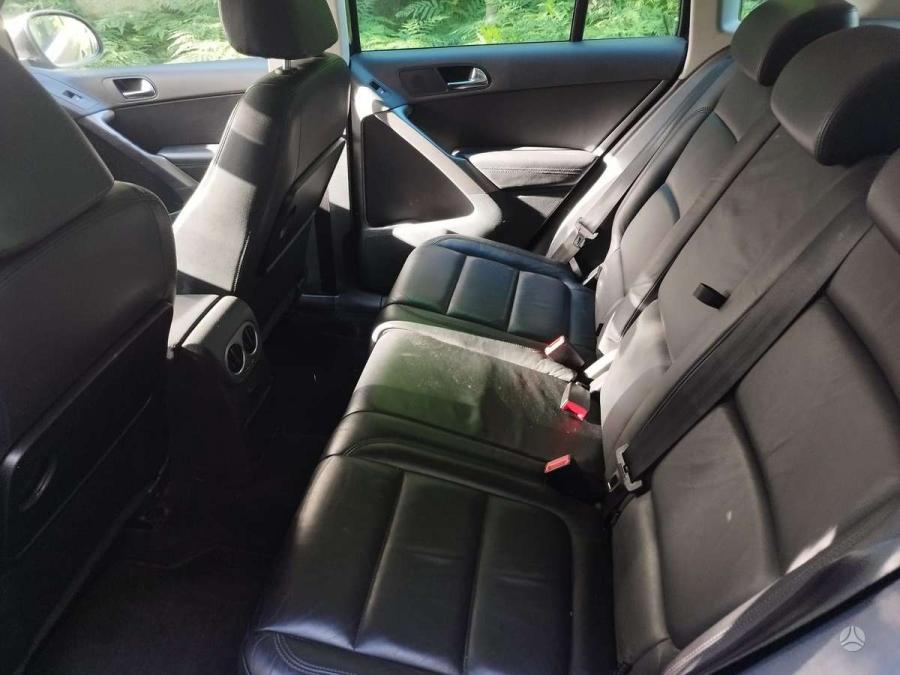 Melns Volkswagen Tiguan 2009 Viļņa, ar dzinēja tilpumu 1.98 L un nobraukumu 257 tūkst. km par 3700 €, foto 13 vietnē AUTOMOTO.COM.LV