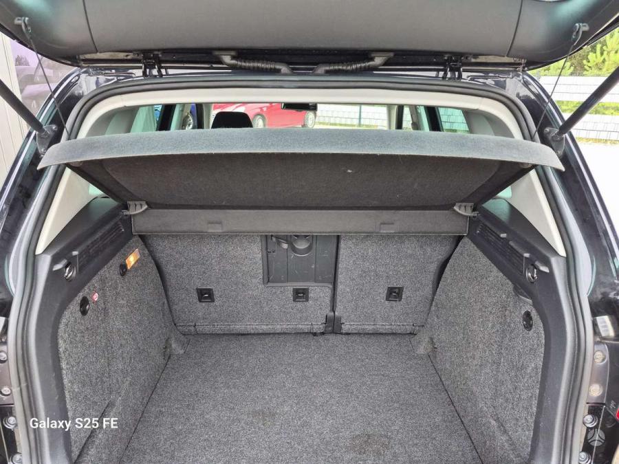 Black Volkswagen Tiguan 2009 in Taurage, with an engine capacity of 2.00 L and mileage of 231 thousand km for 5200 €, photo 17 on AUTOMOTO.COM.LV