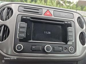 Black Volkswagen Tiguan 2009 in Taurage, with an engine capacity of 2.00 L and mileage of 231 thousand km for 5200 €, photo 21 on AUTOMOTO.COM.LV