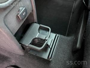 Black Volkswagen Tiguan 2009 in Cesis, with an engine capacity of 2.00 L and mileage of 262 thousand km for 6950 €, photo 15 on AUTOMOTO.COM.LV