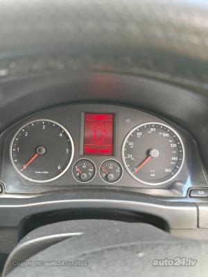 Black Volkswagen Tiguan 2009 in Paldiski, with an engine capacity of 0.00 L and mileage of 285 thousand km for 1600 €, photo 8 on AUTOMOTO.COM.LV