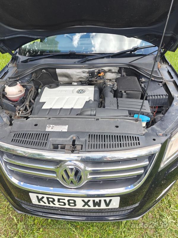 Melns Volkswagen Tiguan 2009 Paldiski, ar dzinēja tilpumu 0.00 L un nobraukumu 285 tūkst. km par 1600 €, foto 9 vietnē AUTOMOTO.COM.LV