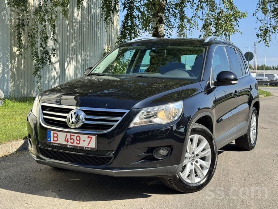 Melns Volkswagen Tiguan 2009 Rīga, ar dzinēja tilpumu 2.00 L un nobraukumu 240 tūkst. km par 6000 €, foto 3 vietnē AUTOMOTO.COM.LV