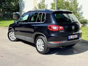 Melns Volkswagen Tiguan 2009 Rīga, ar dzinēja tilpumu 2.00 L un nobraukumu 240 tūkst. km par 6000 €, foto 4 vietnē AUTOMOTO.COM.LV