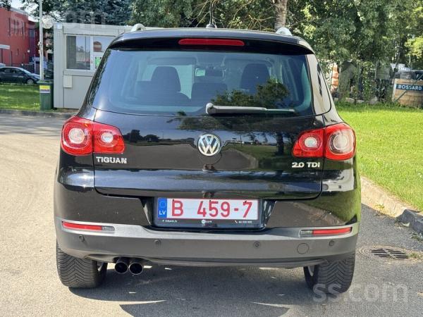 Melns Volkswagen Tiguan 2009 Rīga, ar dzinēja tilpumu 2.00 L un nobraukumu 240 tūkst. km par 6000 €, foto 6 vietnē AUTOMOTO.COM.LV