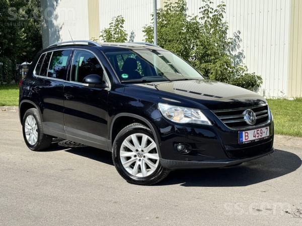 Melns Volkswagen Tiguan 2009 Rīga, ar dzinēja tilpumu 2.00 L un nobraukumu 240 tūkst. km par 6000 €, foto 10 vietnē AUTOMOTO.COM.LV